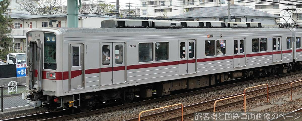 東武鉄道 12258 の写真です
