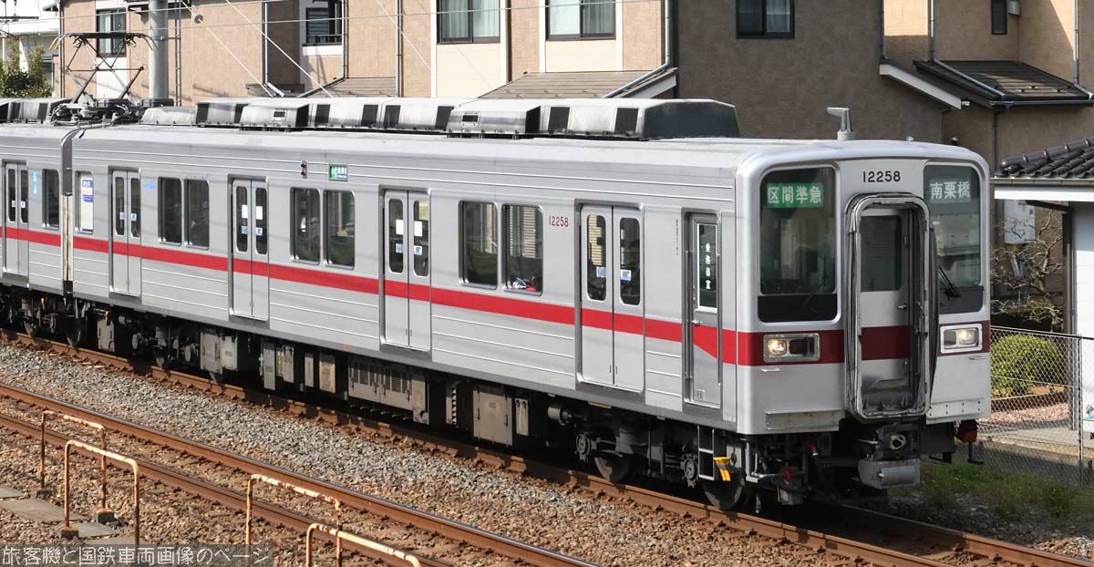 東武鉄道 12258 の写真です